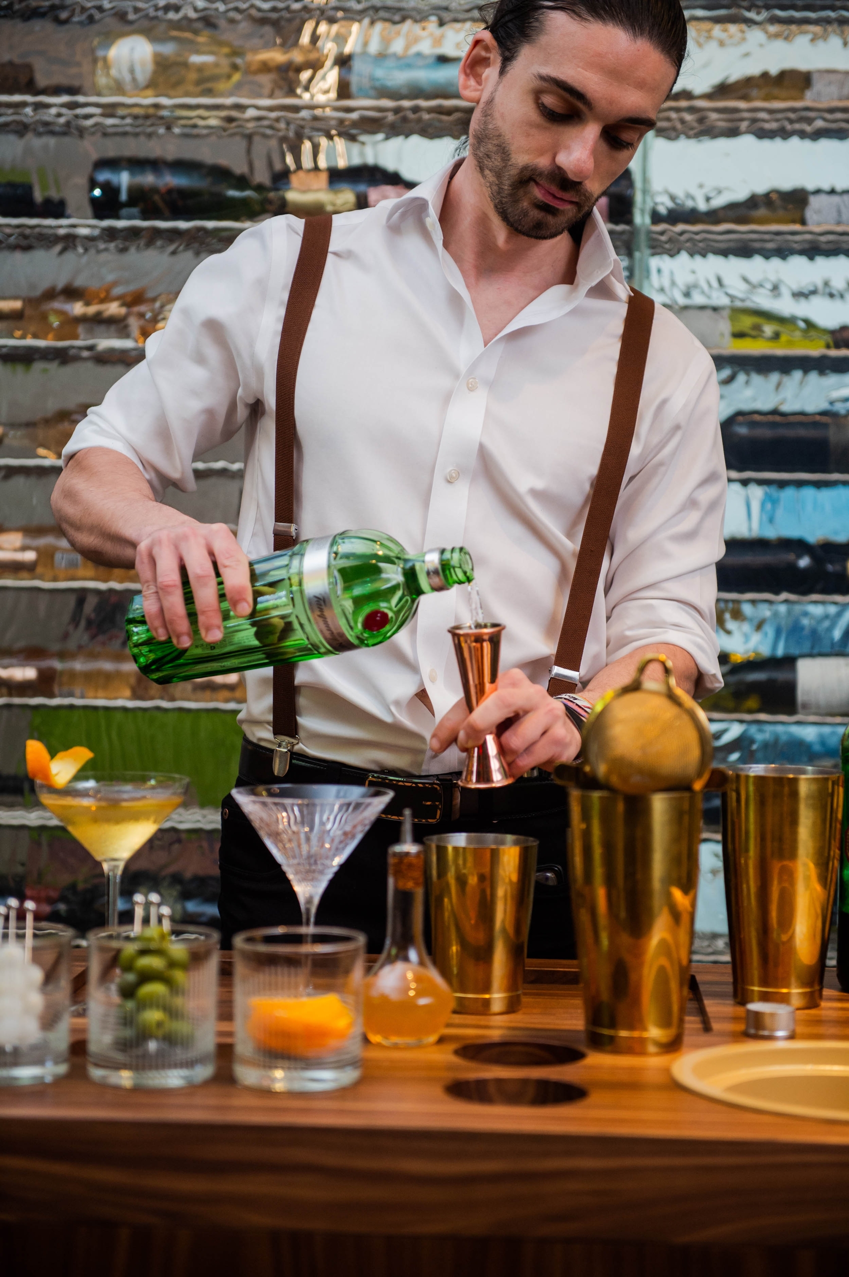 Restaurants & Bars in Times Square | The Knickerbocker